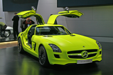 Mercedes Benz unveils green SLS AMG E-Cell supercar